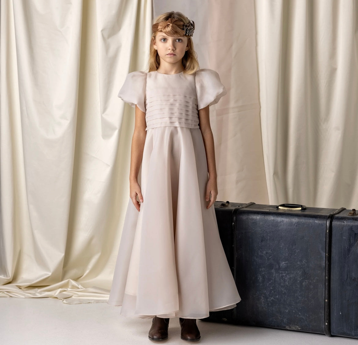 Mummymoon Chocolate Powder Organza Iriel Gown – Young Timers Boutique